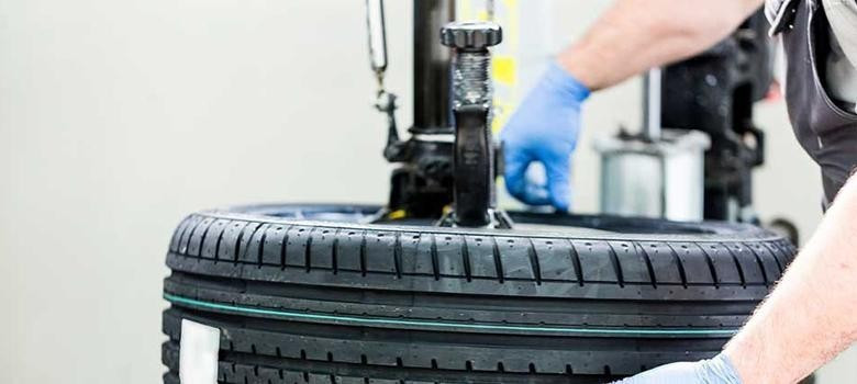 Mount new tyres behind? › Autocenter De Rudder: Tires, rims and more ...