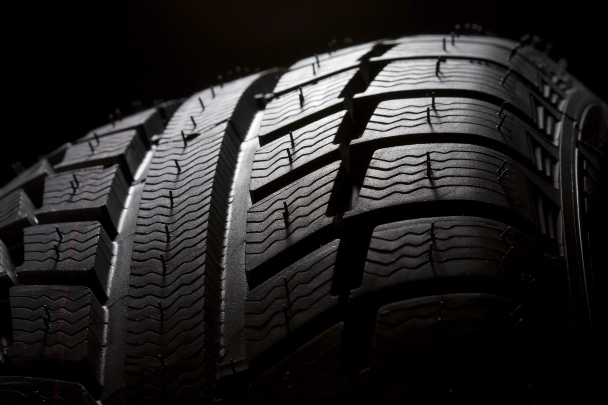 Tyre service › Autocenter De Rudder: Tires, rims and more for your car